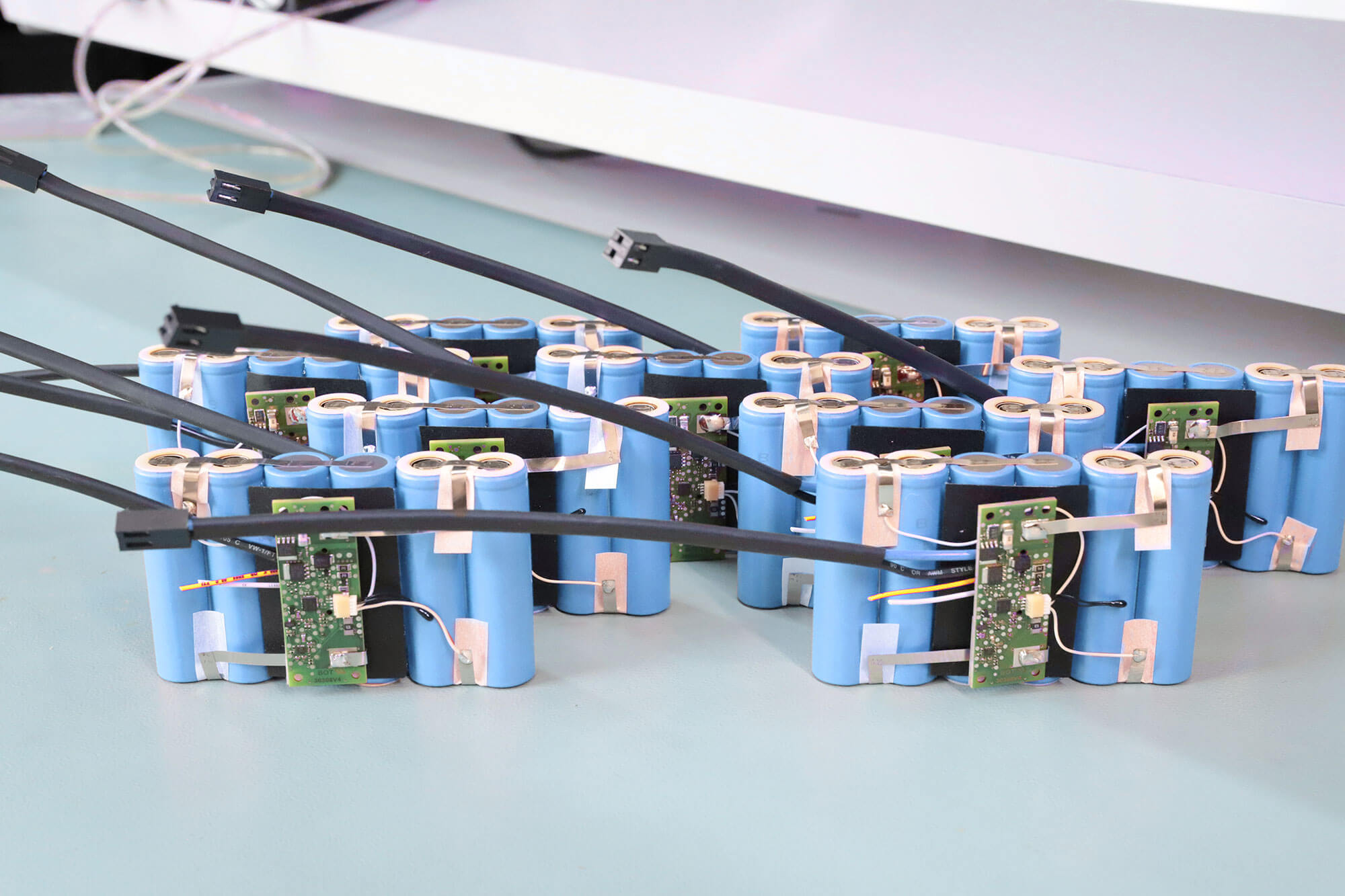 What is the difference between a Protection Circuit Module (PCM) and a ...